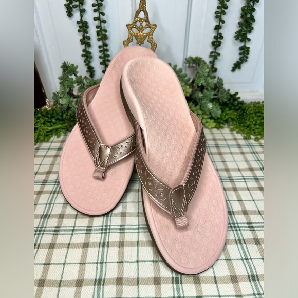 Vionic | Shoes | Vionic Tideperf Flip Flops | Poshmark